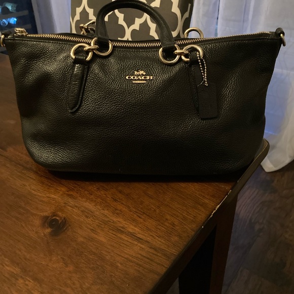 Coach | Bags | Coach Leather Bag With Gold Hardware | Poshmark
